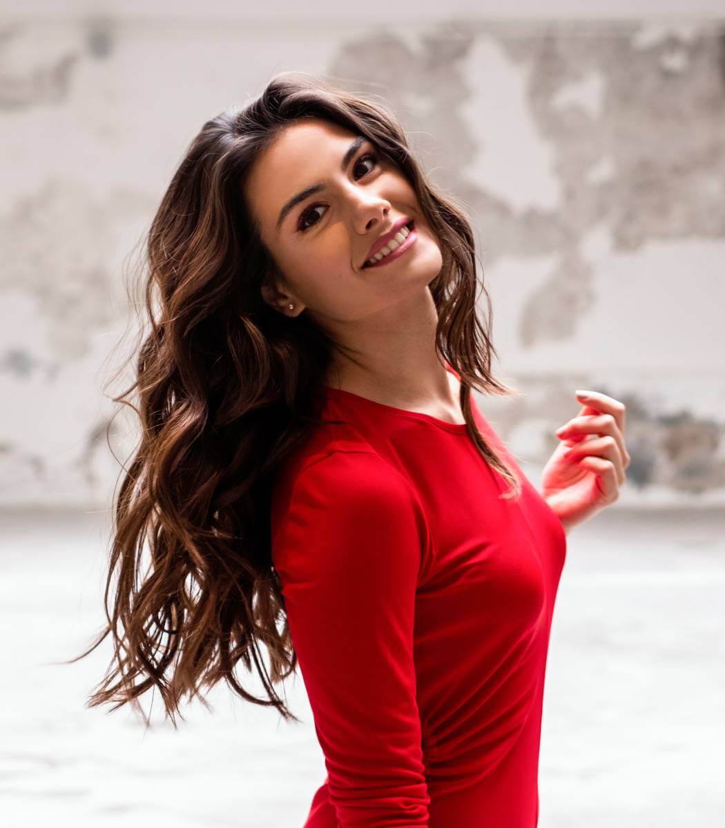 About - Serena Saenz